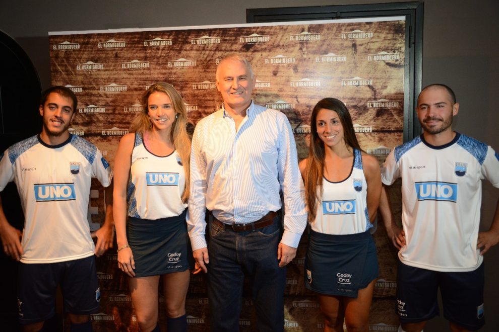 ¿Será la camiseta del campeón? – MinutoHockey.com – Toda la actualidad ...